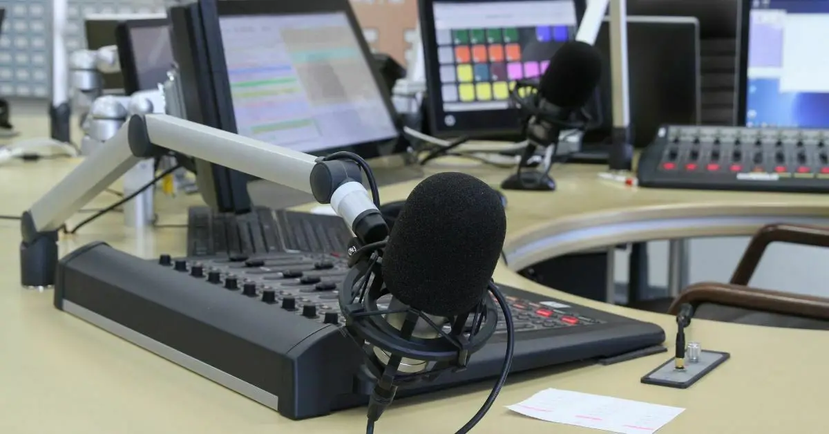 10 Types of Commercials to Promote Your Business