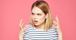 Kinesics Communication (Let's Dig Deeper Into This Art Of Body Language)