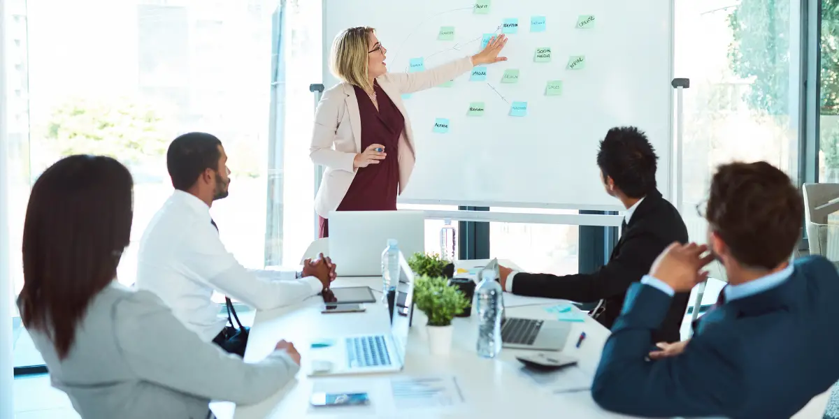 How to Improve Teamwork? (An Ultimate Guide to building an effective team)