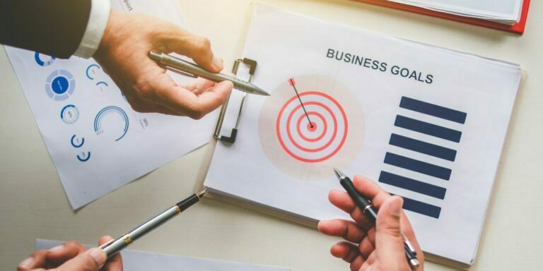 Examples of Team Goals & Tips for Setting Effective Team Goals