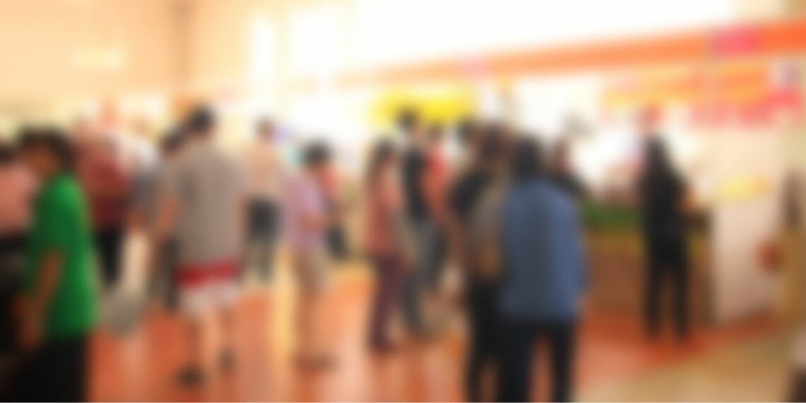 How To Promote Your Business Locally (18 Effective Methods)