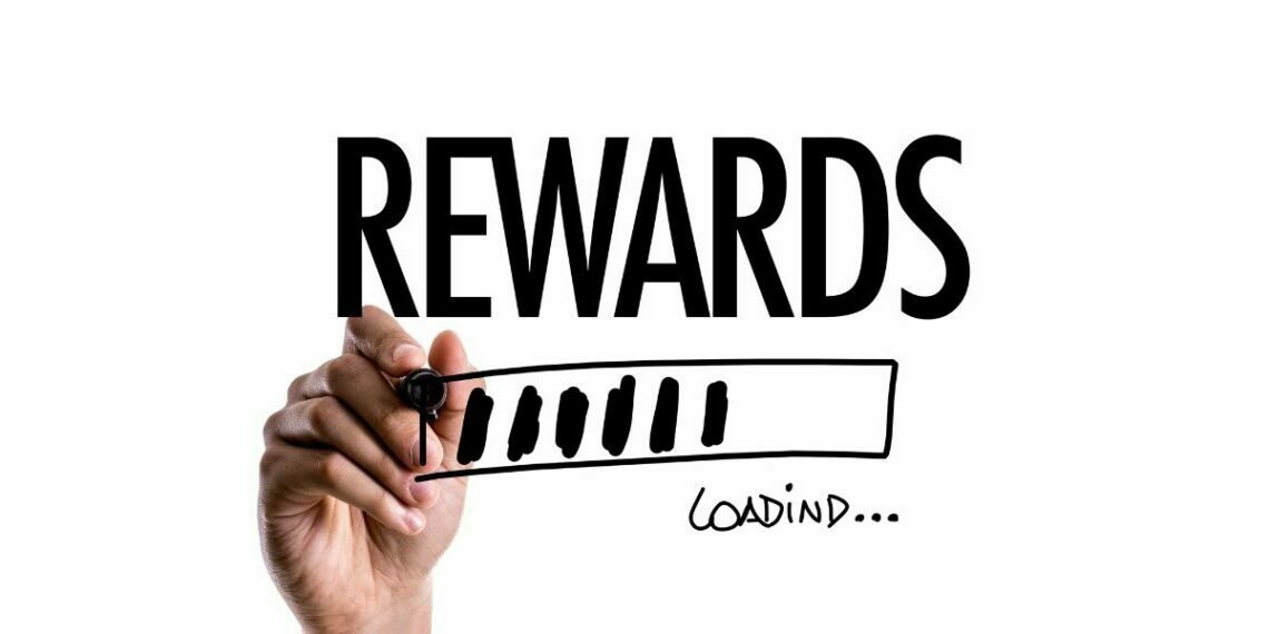 Reward Programs Employees: 10 Amazing Employee Reward Ideas
