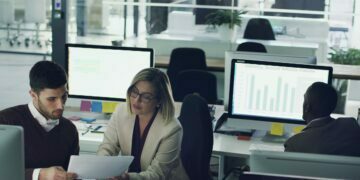 14 Best Employee Positive Feedback Examples