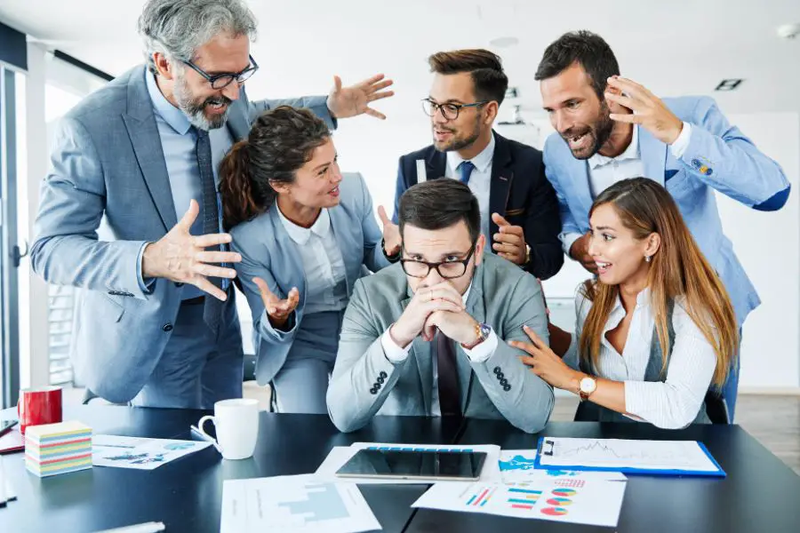 How To Manage Someone Who Doesn't Respect Your Authority