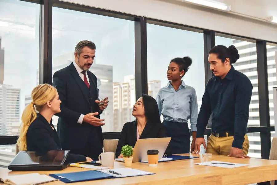 9 Best Leadership Styles in Management