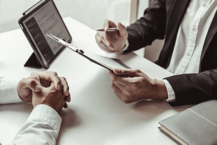 Guide to What To Say at the End of an Interview as an Interviewer