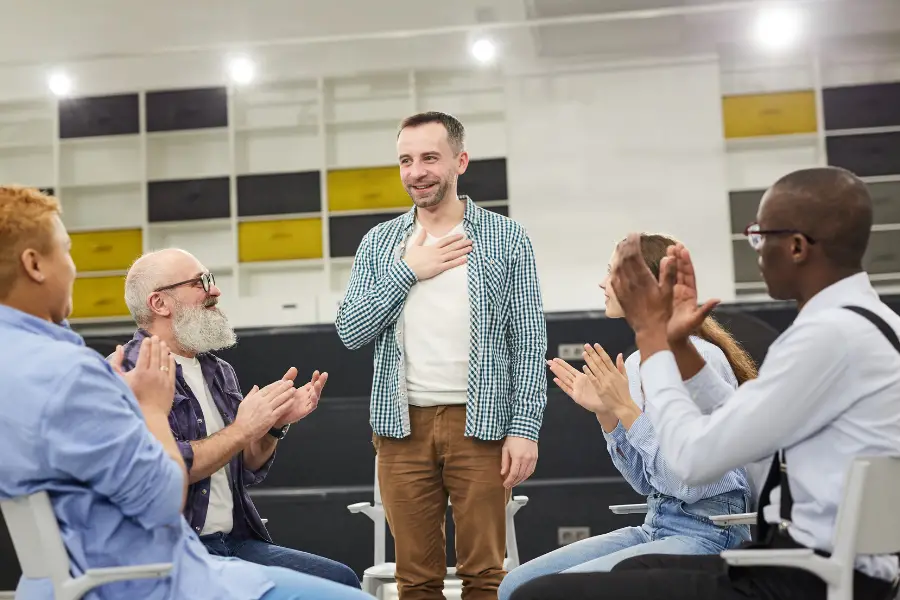 How To Write an Introduction About Yourself – 7 Helpful Tips