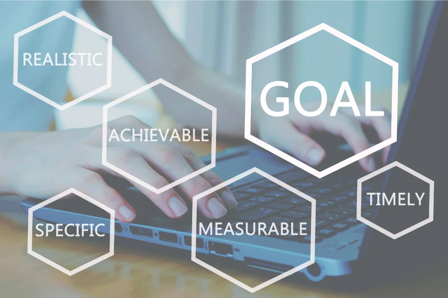 Setting SMART Leadership Development Goals: Tips and Examples