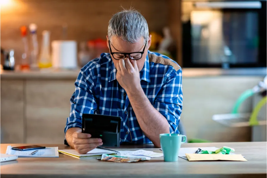 How to Survive Financially in Uncertain Times