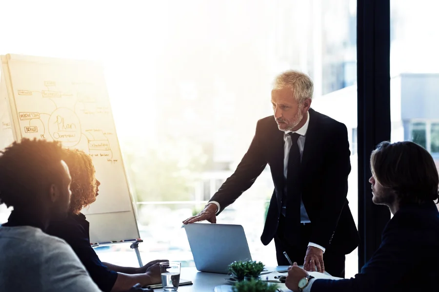 Understanding the Workplace: Examples of Micromanaging